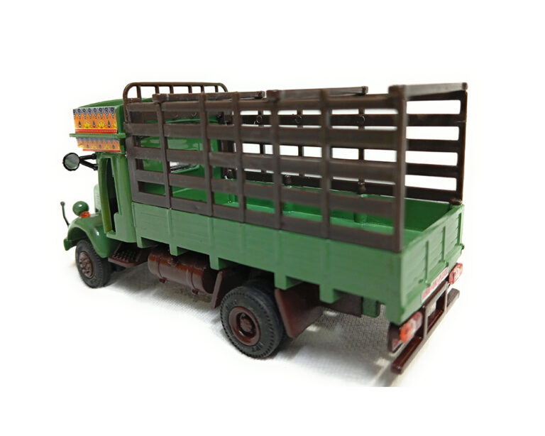 Dark Green Railing Lorry – Vandi Collectibles