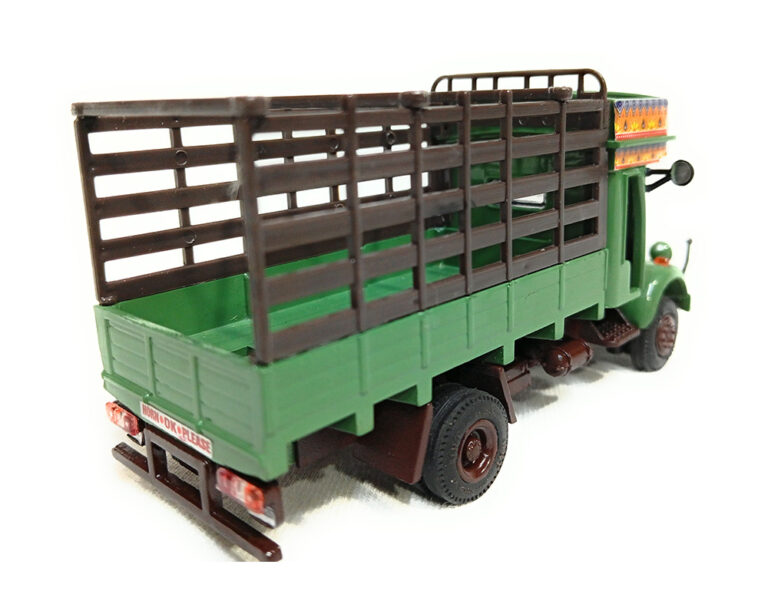 Dark Green Railing Lorry – Vandi Collectibles